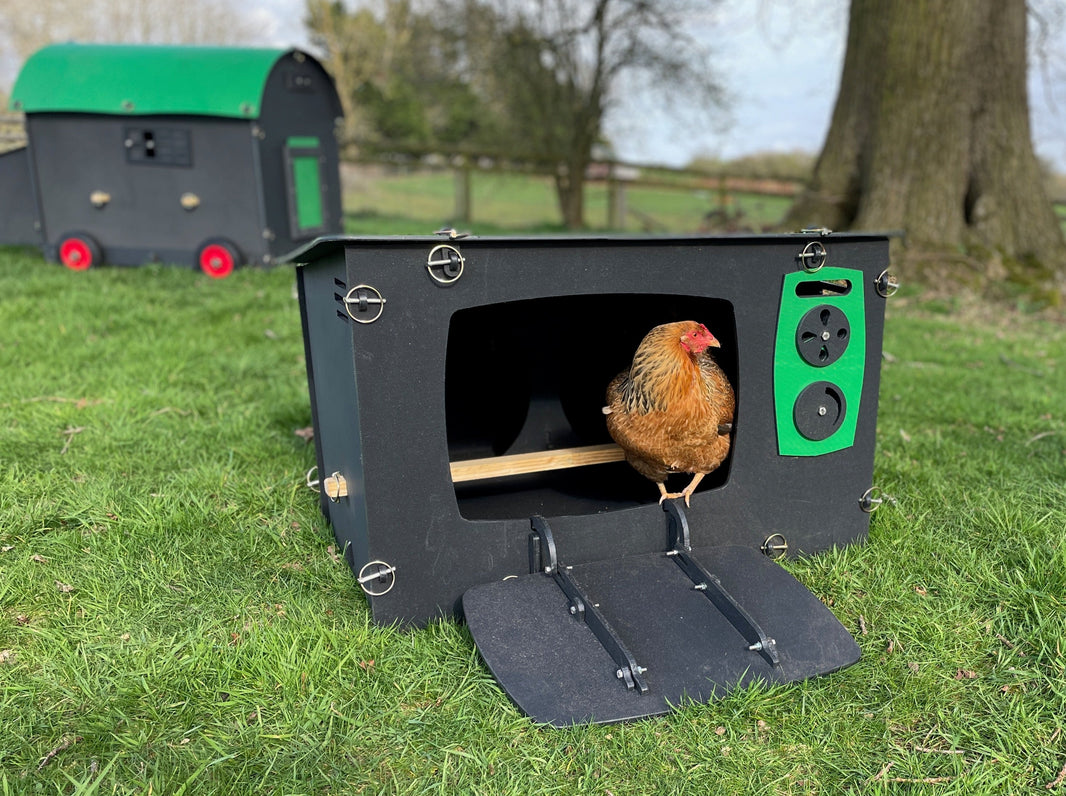 Chicken coops and hen houses made out of plastic and made in the UK ...